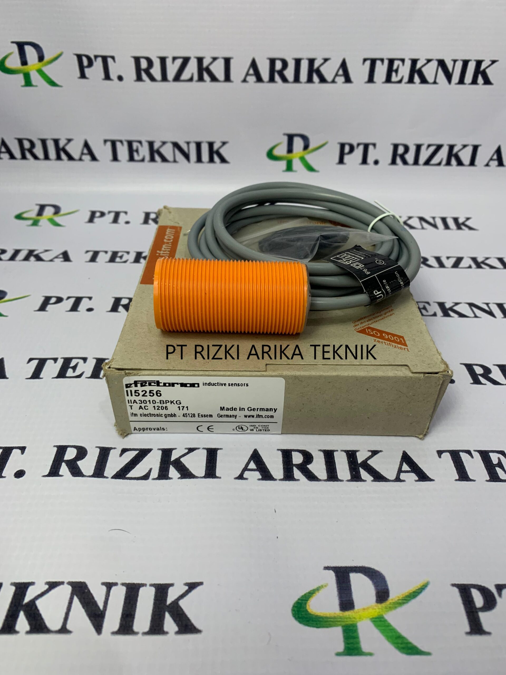 II5256 IIA3010-BPKG IFM Sensor Inductive Indonesia - PT. Rizki Arika Teknik