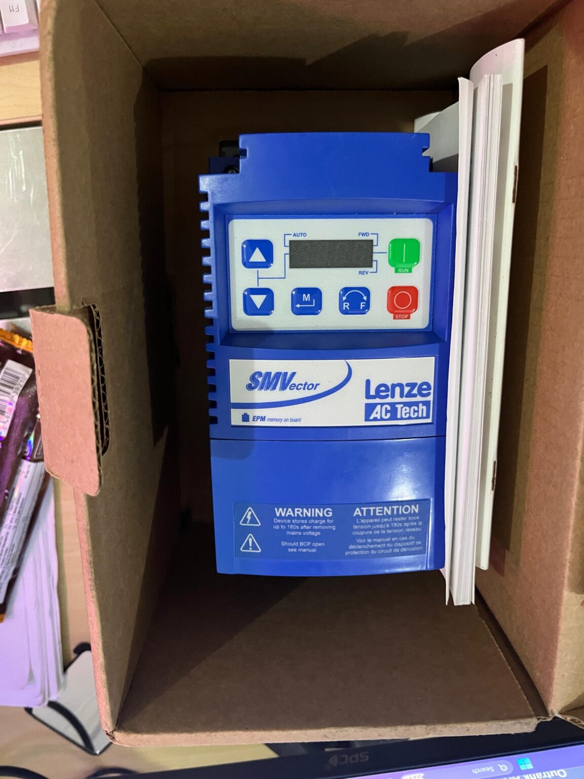 Jual Lenze ESV222N04TXB SMV Series Inverter - PT. Rizki Arika Teknik